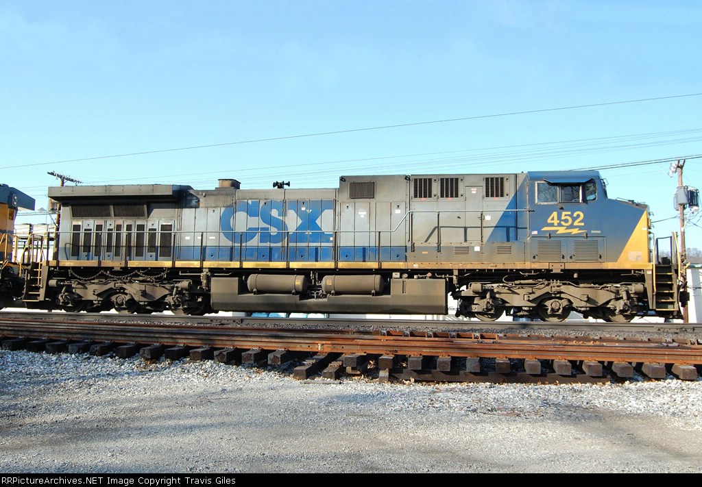 CSX 452
